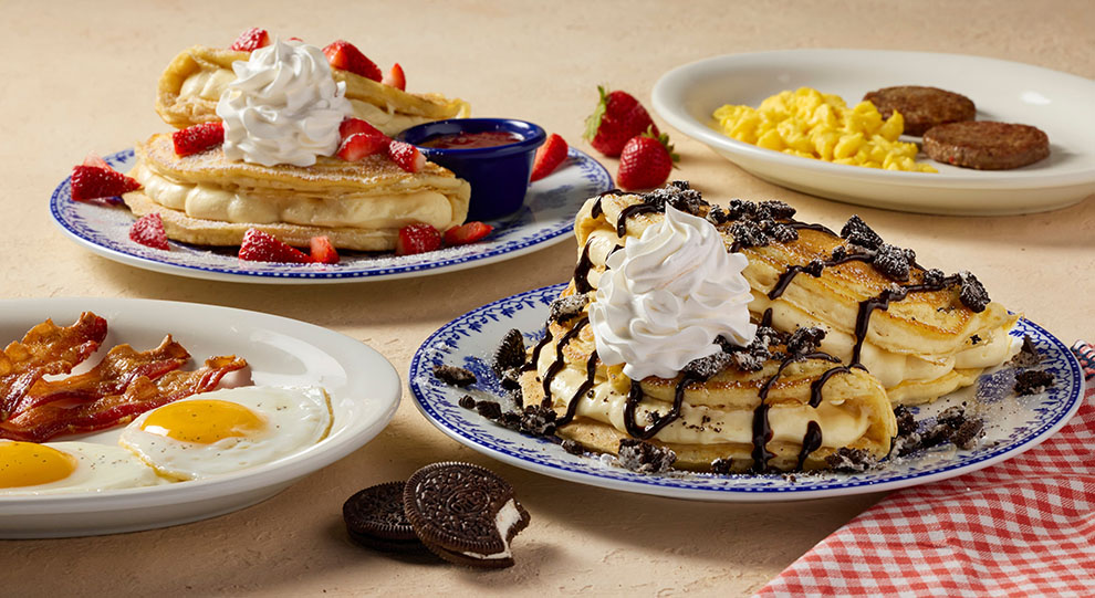 Stuffed Cheesecake Pancakes Group Shot